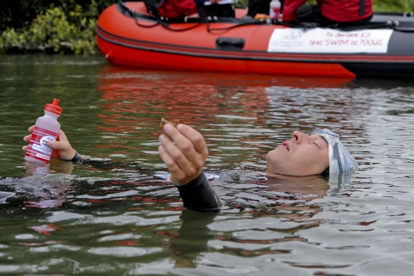 David Walliams – Thames Swim – Rhian Ap Gruffydd Photography ...